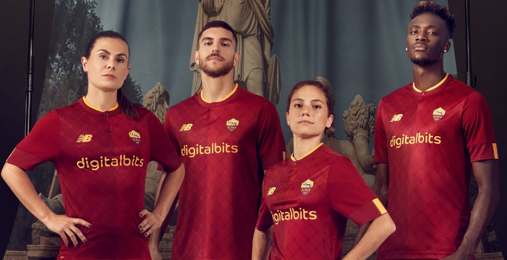 Lanzamiento de la equipación del AS Roma 22-23 🥇